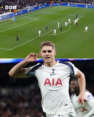 UCL을 흔든 센터백 드리블골… 반 더 벤, 손흥민급 원더골로 글로벌 주목 - OSEN