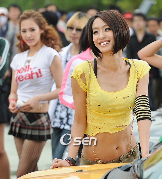 [사진] 김은정,'정아 언니는 쉬는 모습도 화보포즈네'