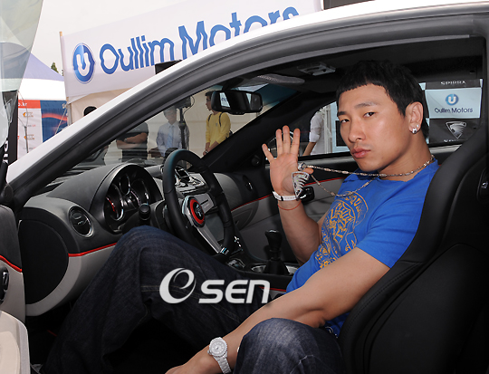 [사진]라이머,'스피라 내부도 공개합니다'