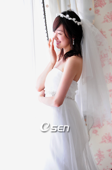 [사진]소이현,'새 신부 같나요?'
