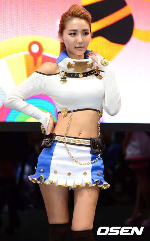 [사진]지스타2012,'이렇게 섹시한 게임 캐릭터가!'