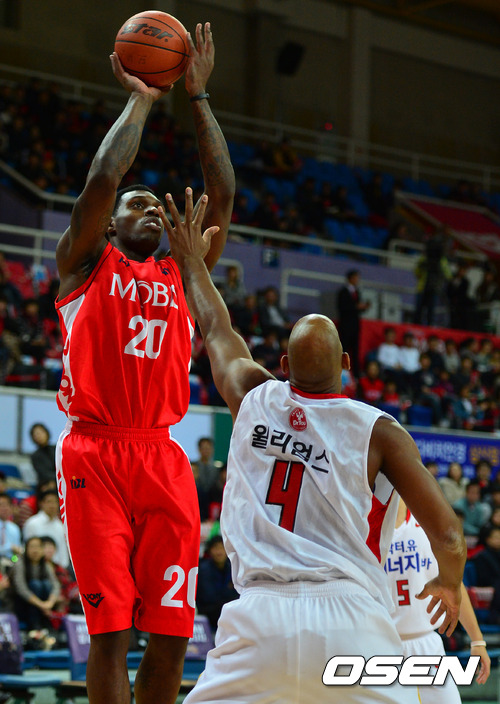 [사진]라틀리프, '고감도 슛' - OSEN