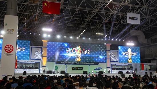 WCG 2012 그랜드 파이널, 첫날 2만여 명 인파 몰려