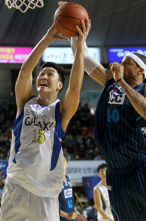 삼성 3연패 끊고 5할, KCC 6연패 늪