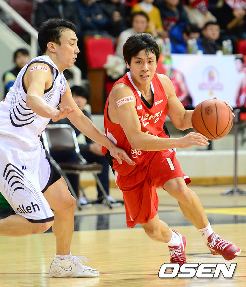 '파틸로 27점 7R' KGC, KT 꺾고 3위와 0.5경기 차 '추격' (종합)