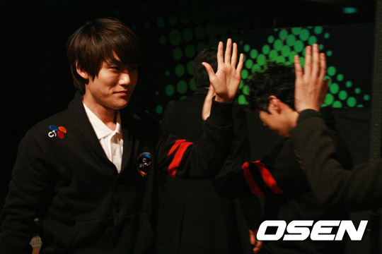 상승세 CJ, 연승으로 2위 점프...KT 5연패 수렁