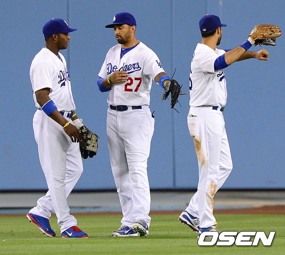 [사진]슈마커와 교체된 맷 켐프,'푸이그-이디어 자리 바꿔' - OSEN