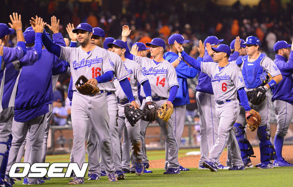 [사진]류현진 7승,SF잡은 다저스,'다시 진격 앞으로'