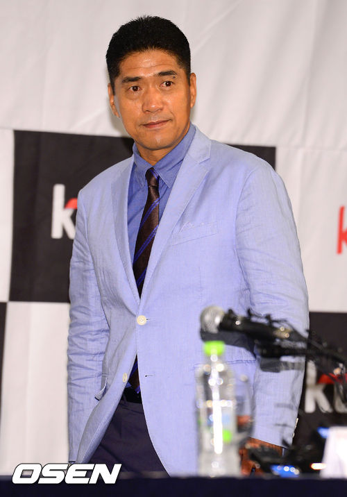 [사진]제갈량 조범현,'KT 야구에 첫 발걸음' - OSEN