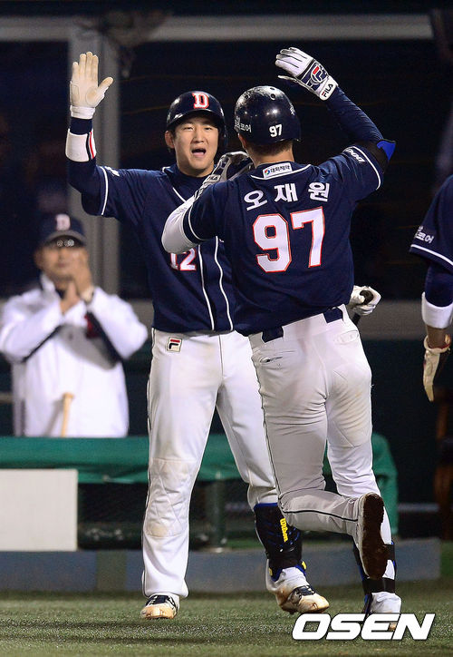 [사진]최재훈-오재원,'준PO의 끝이 보인다'
