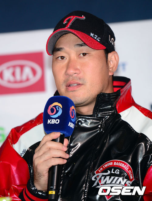 [PO] 봉중근, “유광잠바, LG 자신감이다” - OSEN