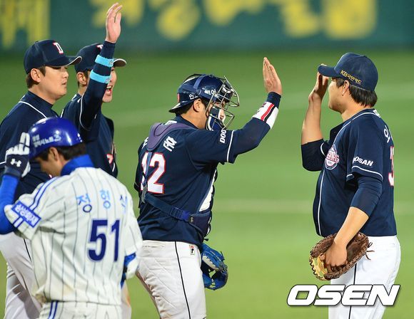[사진]두산, '사자군단 잡고 KS 2연승'