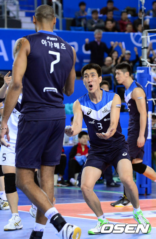 [사진]권영민,'바로 그거야 아가메즈!'