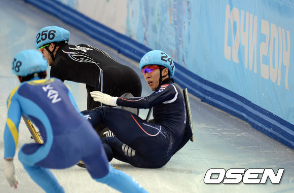 [사진]망연자실 이호석,'튕겨 나갔어!'