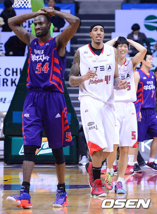 SK, '코트명 심스'로 4강 PO행 '결정'