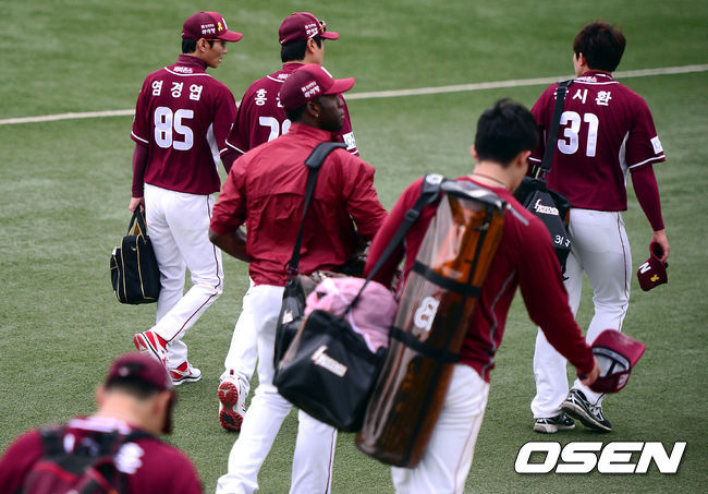 ERA 7위-타율 6위, 넥센 4강 싸움 적신호 - OSEN