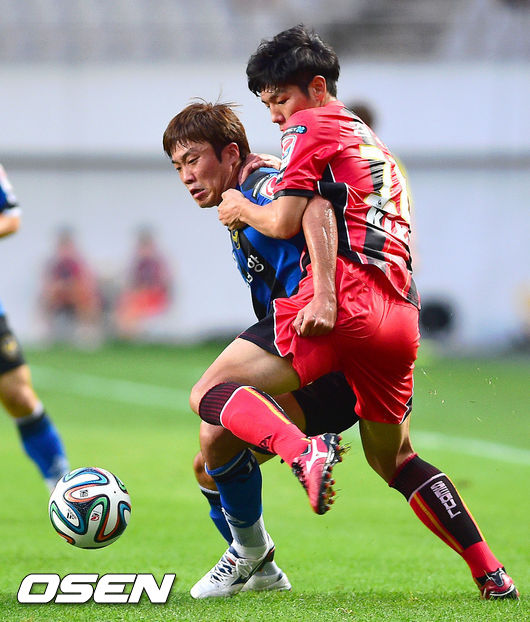 [사진]김남춘-이효균,'절대 양보 못해'