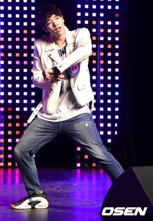 [사진]JYP 오디션 남자댄스팀,'박력 넘치는 댄스 무대' - OSEN