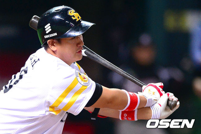 이대호, 지바 롯데전 4타수 1안타 '6G 연속 안타'