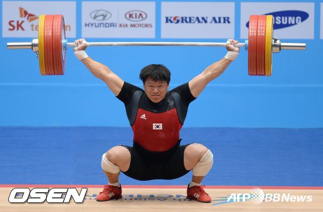 [AG 역도] 이창호, 한국 첫 메달 주인공... 男 94kg급 銅