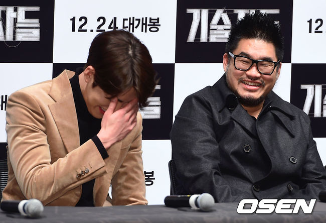 [사진]김흥선 감독,'김우빈! 모든 감독들이 좋아할 만한 배우'