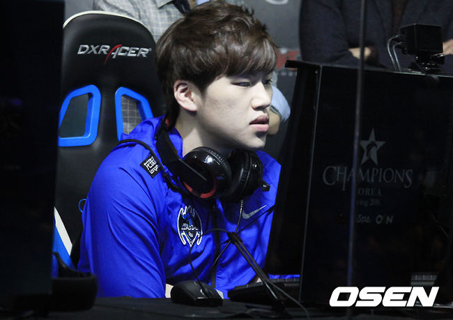 [롤챔스] '대역전극'...롱주, 70분 '초'장기전 끝에 CJ 1-1 추격