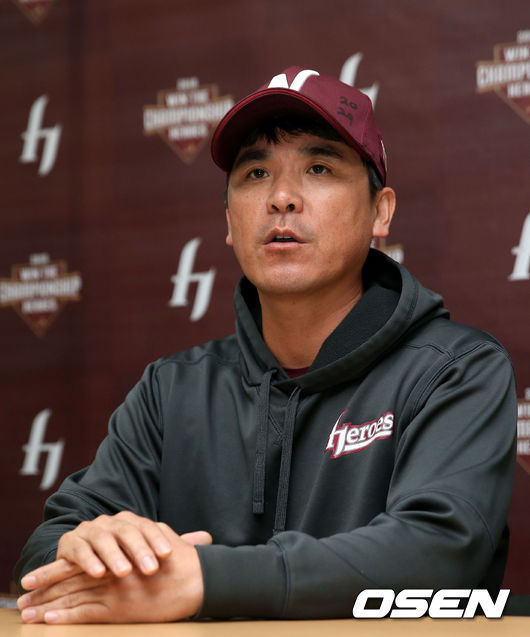 [준PO3] 장정석 감독, "장민재 공략 못한 게 패인"