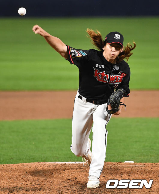 긴머리 휘날리며 돌아온 이대은, 1이닝 쾌투 150km "제구되면 크게 쓴다" [오!쎈 광주]
