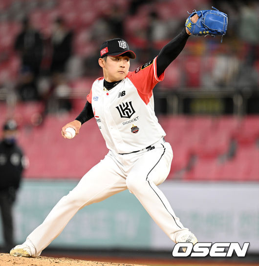 152km 강심장 루키의 2군행, 신인왕 선배는 연습 아닌 휴식을 제안했다