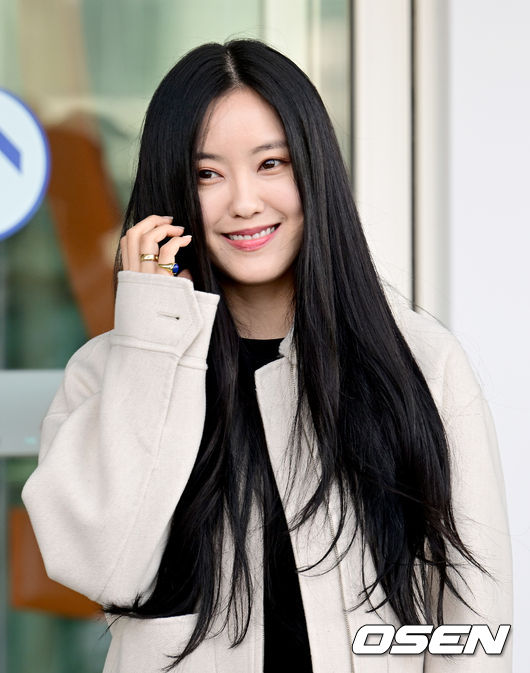 [사진]효민,'볼하트 뿅'