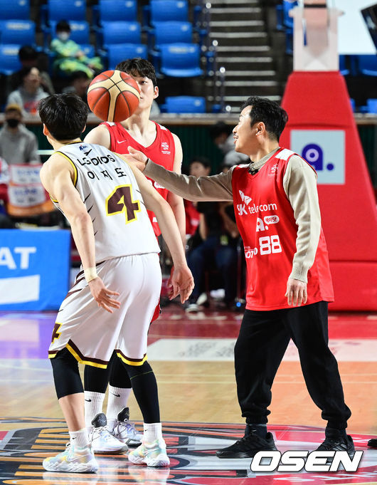 [사진]이문식, '시투 즐거워'