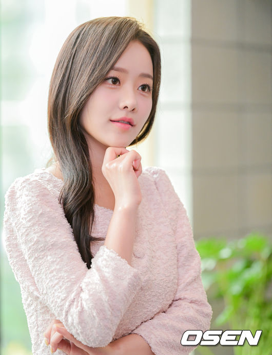 [e세상人] e스포츠 '빨강 머리 앤' 꿈꾸는 함예진 LCK 아나운서 ①