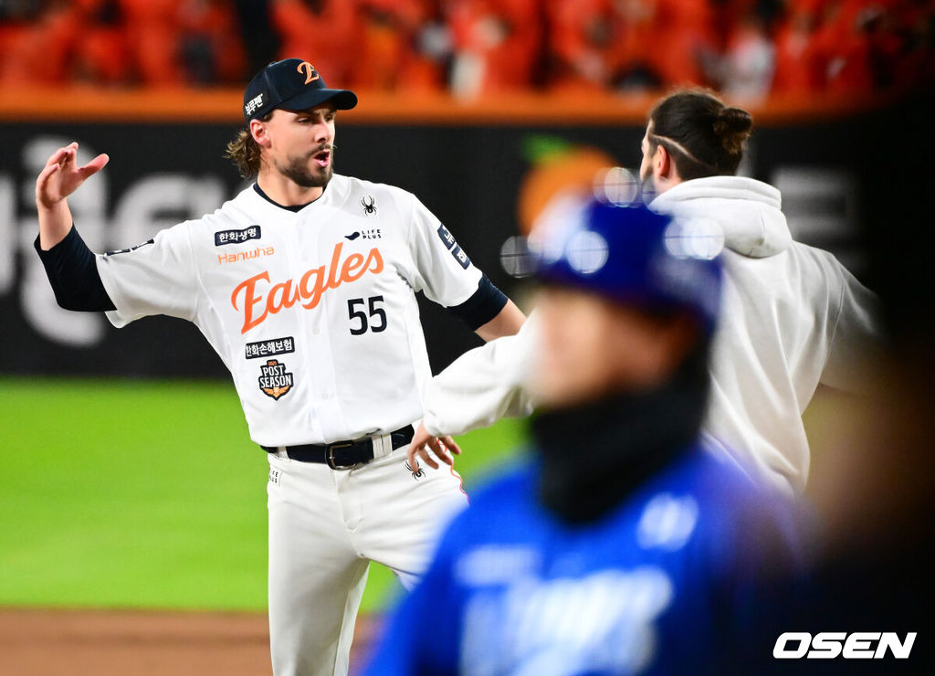 "집에 갈 준비 안 됐다" 2년 전 독립리거가 한화 KS행 완성할 줄이야…우승까지 꿈꾸는 '대전 예수' - OSEN