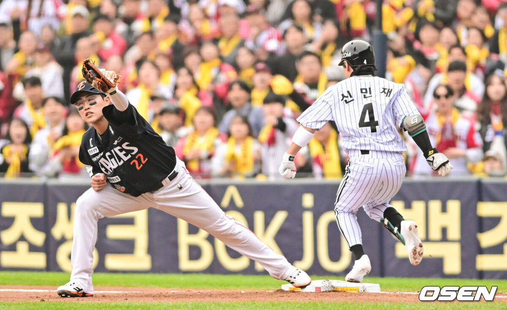 '디테일이 강하다, 간절하다' 염갈량은 3주 전부터 준비했다...문동주 좌절시킨 신민재의 내야안타, 행운이 아니다 [KS1] - OSEN