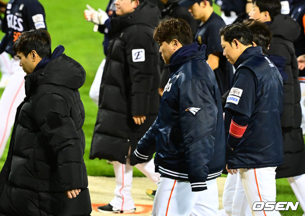 "KS다운 경기해야 했는데…팬들께 많이 죄송하다" 김경문 감독, 대전서 대반격 다짐→3차전 폰세 출격 [KS2] - OSEN