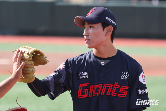 "정현수 형 대단해" 82G 철인의 길이 궁금하다…149km 좌완 영건, 준비는 끝났다 - OSEN