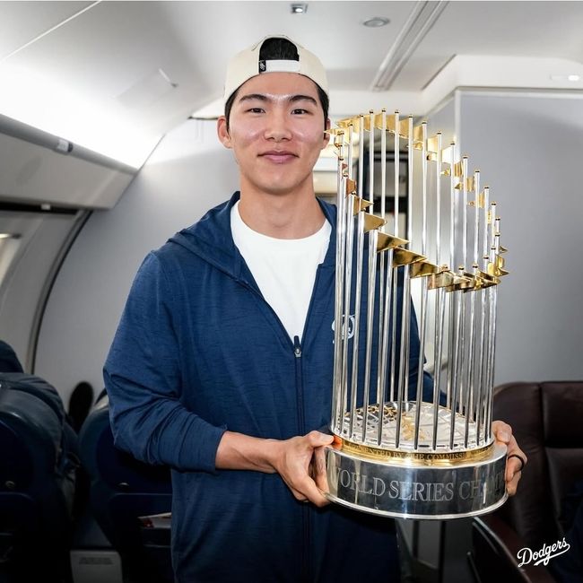 김혜성 카퍼레이드 누가 예상이나 했겠나…韓야수 최초 WS 제패→LA 영웅 대접, 최강 다저스행 ‘신의 한 수’였다 - OSEN