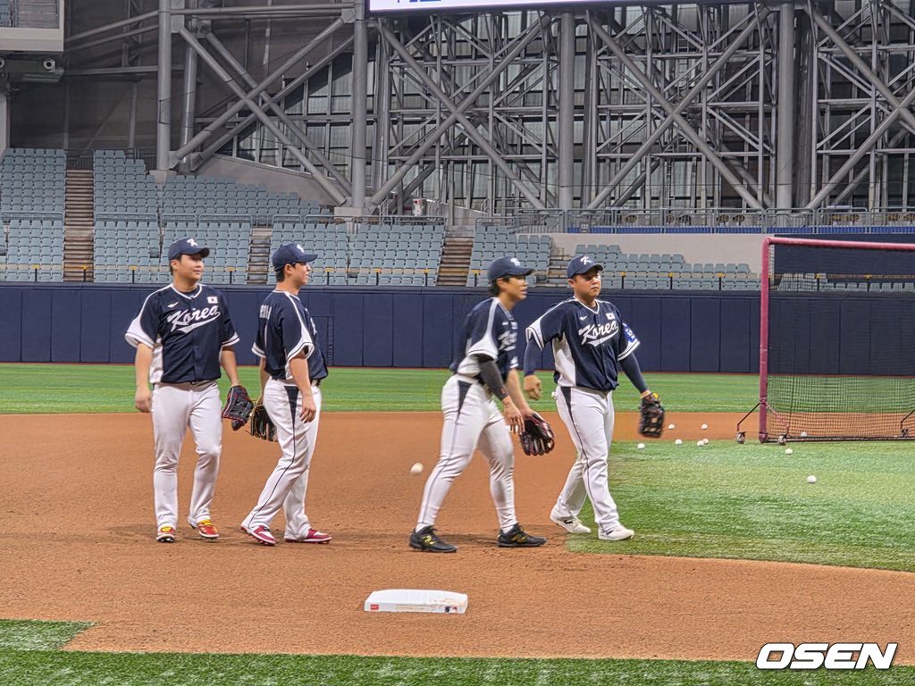 “WBC에 (김)도영이까지 오면 큰일” 30홈런-100타점 타자도 주전 장담 못한다, 역대급 3루수 경쟁 [오!쎈 고척] - OSEN