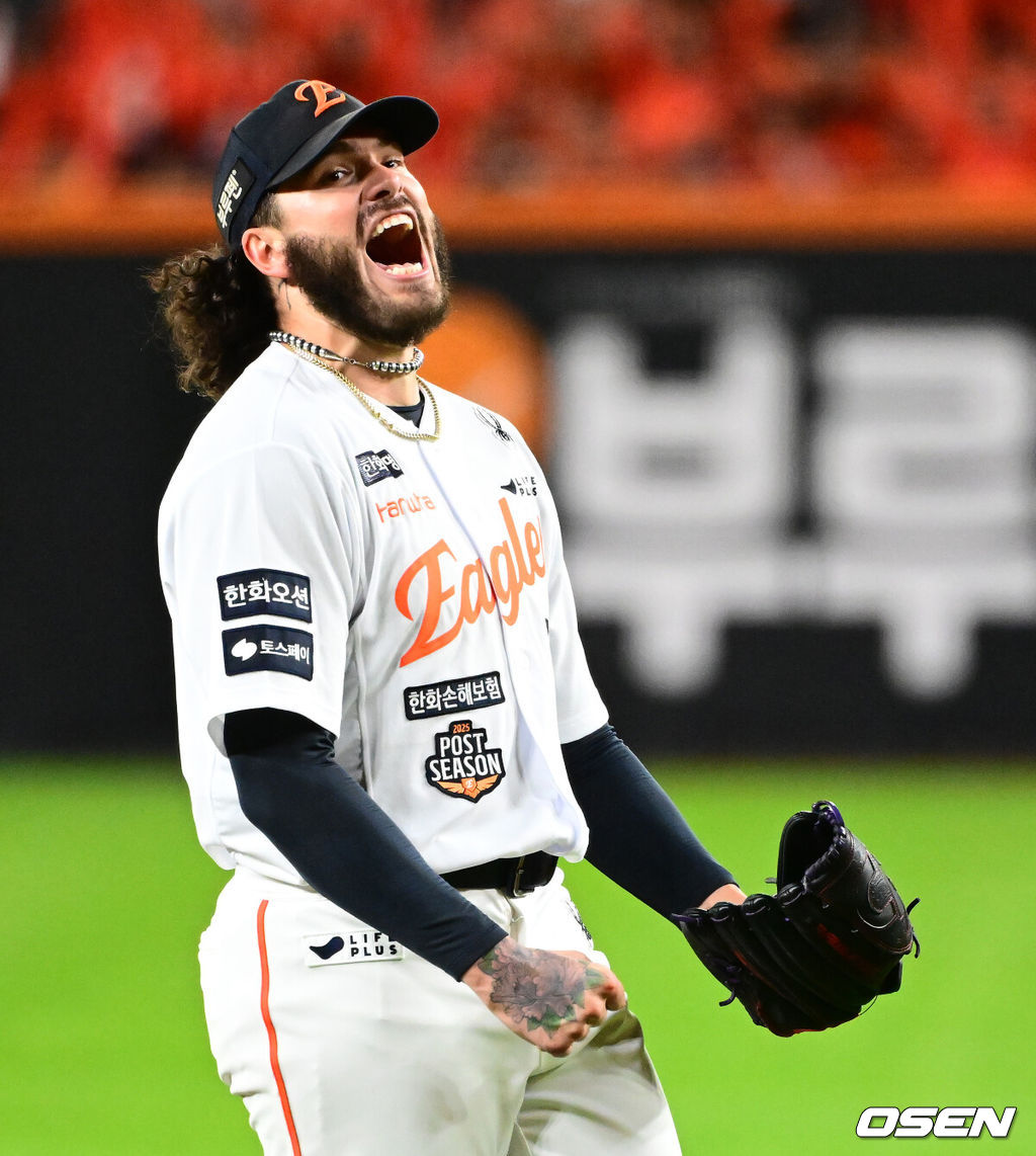 진짜 미국 가나? 롯데가 눈독 들이는 FA 강백호, MLB.com 메인 화면 등장 - OSEN