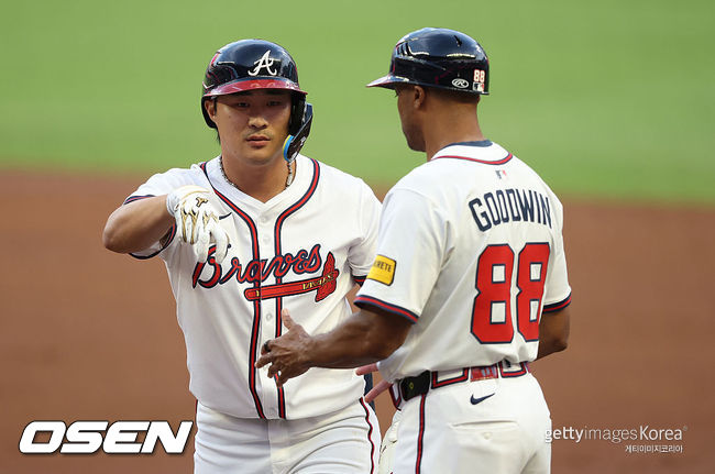 "모든 면에서 퇴보한 KIM, 1년 계약으로 증명해야" 24경기로는 부족하다...233억 옵션 거부, 무의미해지나 - OSEN