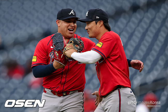 "모든 면에서 퇴보한 KIM, 1년 계약으로 증명해야" 24경기로는 부족하다...233억 옵션 거부, 무의미해지나 - OSEN