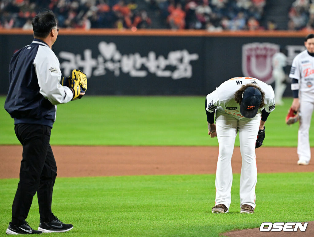 ‘14억→350억’ 몸값 대폭등, 美매체 장밋빛 전망...굿바이 폰세, 한화가 감당할 수 없다 - OSEN