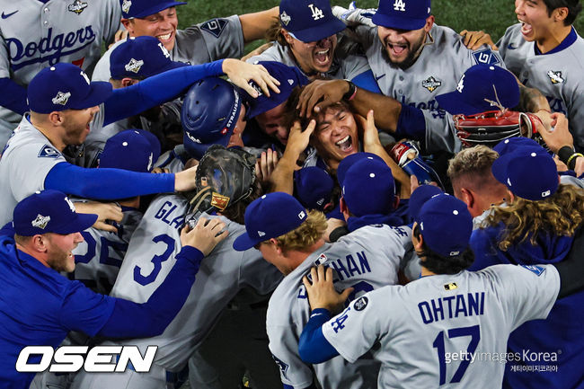 150km 포크볼 꿈꾸던 소년→월드시리즈 MVP…그 곁엔 늘 ‘야다 오사무’가 있었다” - OSEN