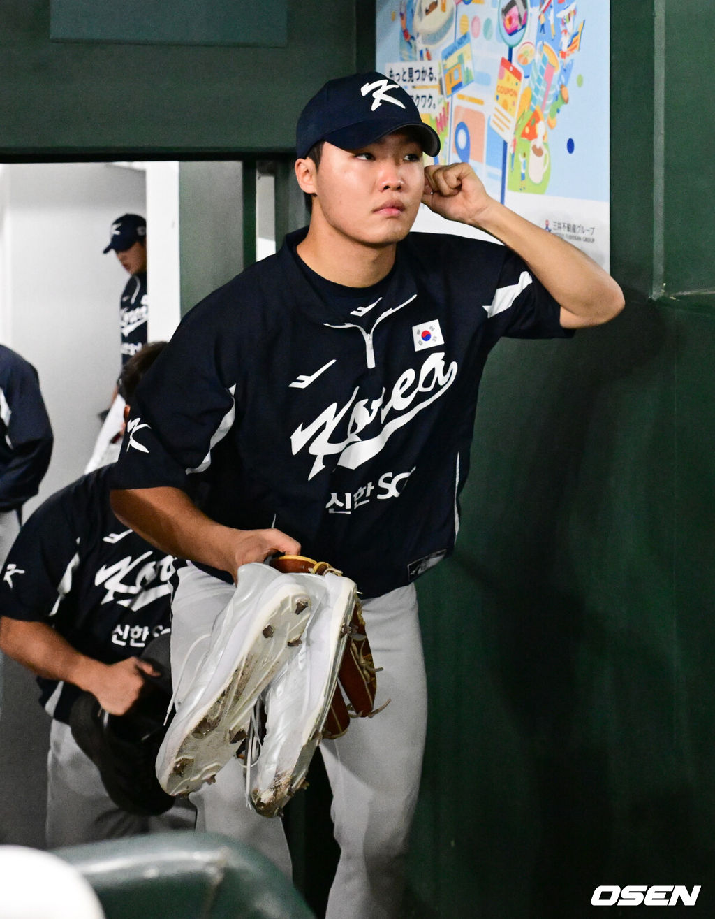 ‘막내야 해줘!’ 일본전 10연패 탈출, 신인 정우주 어깨에 달렸다…日 1R 좌완 신인과 선발 맞대결 - OSEN