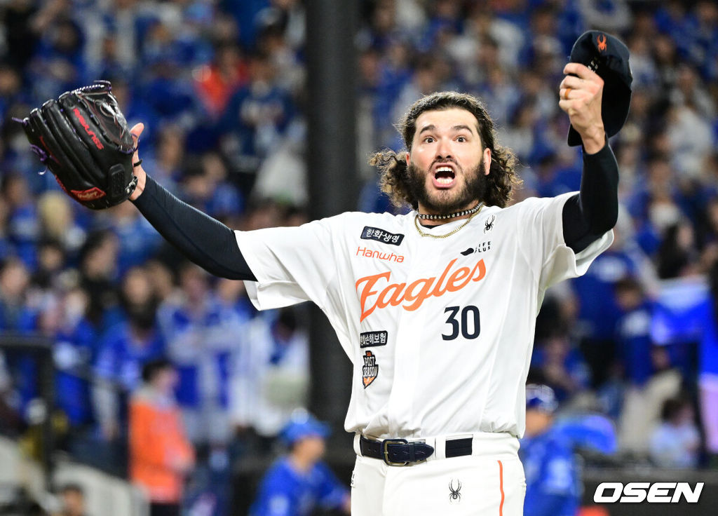 '폰세vs디아즈' MVP 경쟁의 결과, 드디어 공개된다...24일 KBO 시상식 개최, 신인상-수비상-부문 1위도 시상 - OSEN