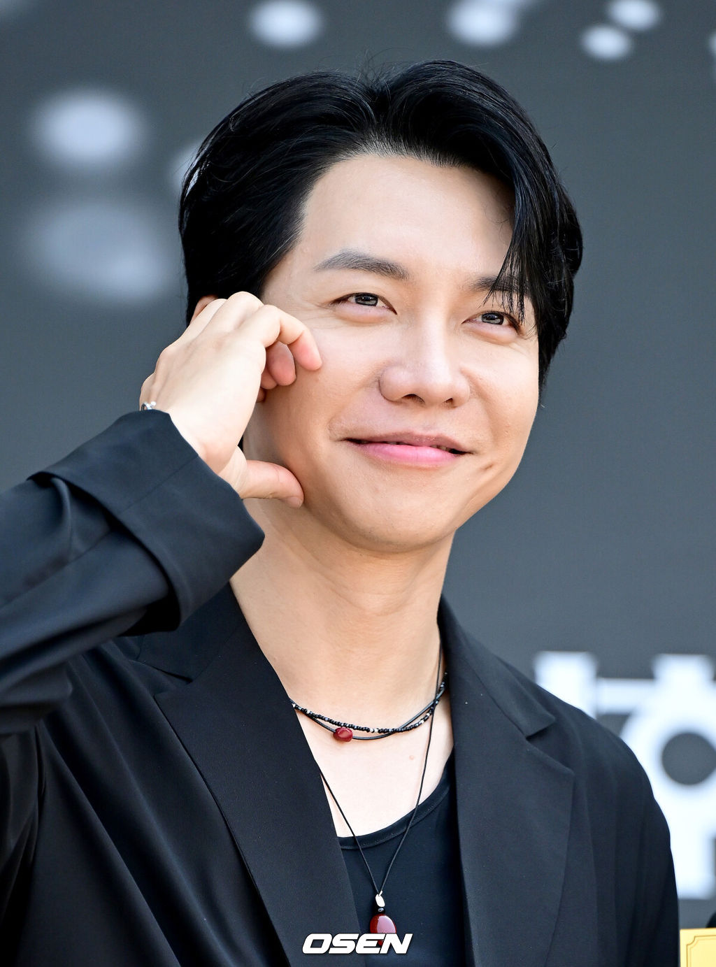 '26억 집 부모 증여' 이승기, 여동생 앞에선 찬밥.."나 닮았다니 발끈" [Oh!쎈 이슈] - OSEN