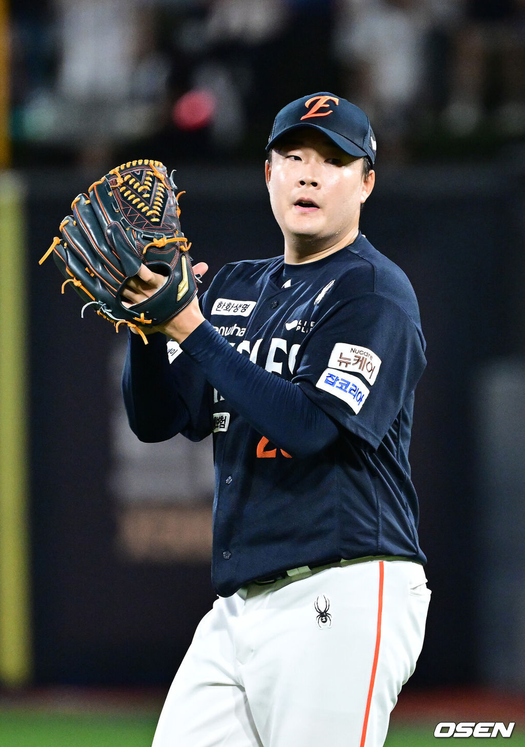 “154km 필승조가 풀렸다니!” 역대급 보상선수 지명에 축제 분위기, 파이어볼러 고민 끝→강속구 군단 ‘환골탈태’ 꿈꾼다 - OSEN
