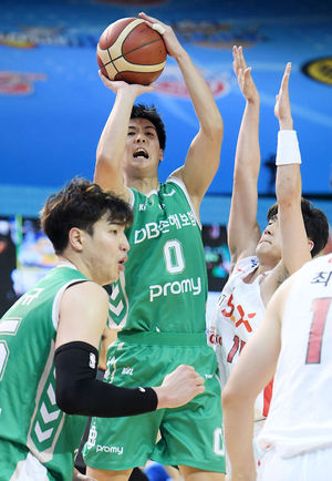 [사진]타이치,'일본선수 KBL 첫 데뷔전' - OSEN