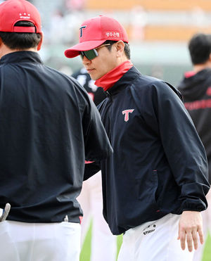 [사진]김종국 감독,'어제 패배 설욕했어' - OSEN