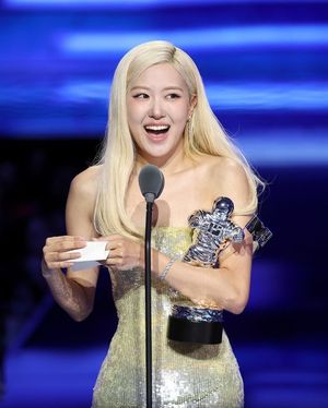 로제, 'MTV VMA'에도 '아파트' 세웠다…"그간의 노력 보상 받는 순간" [종합] - OSEN